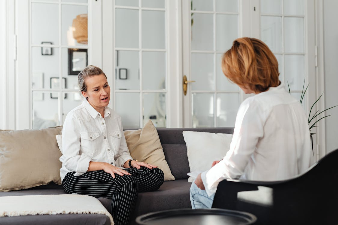 What to Expect in Your First Counseling Session: A Beginner’s Guide to ...